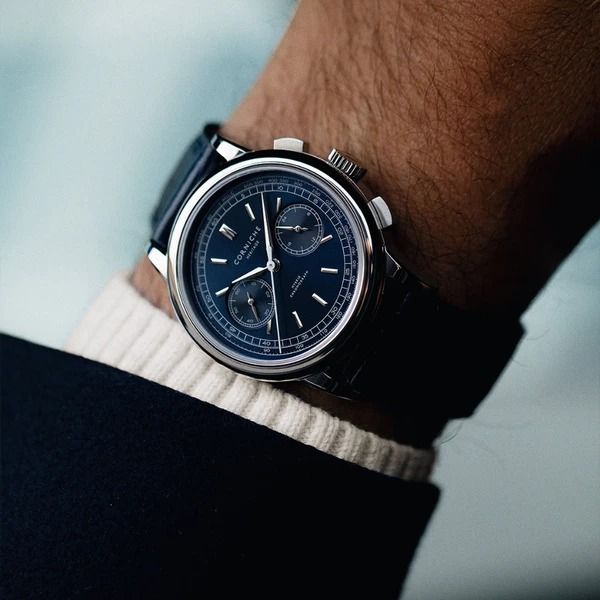 Đồng Hồ Nam Corniche Heritage Chronograph Steel With Blue Dial 39mm Màu ...