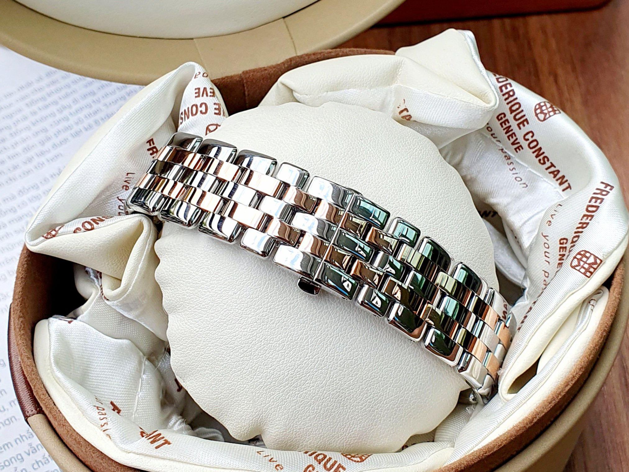 Đồng hồ Citizen Eco-drive FD0006-56D